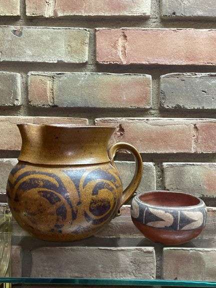 Collectible Pottery - Auction Ohio