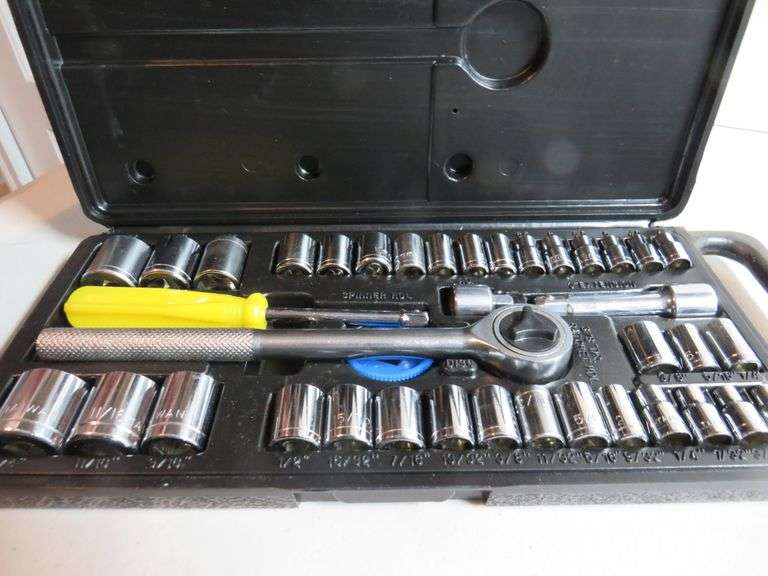 Socket Set and Punches - Auction Ohio