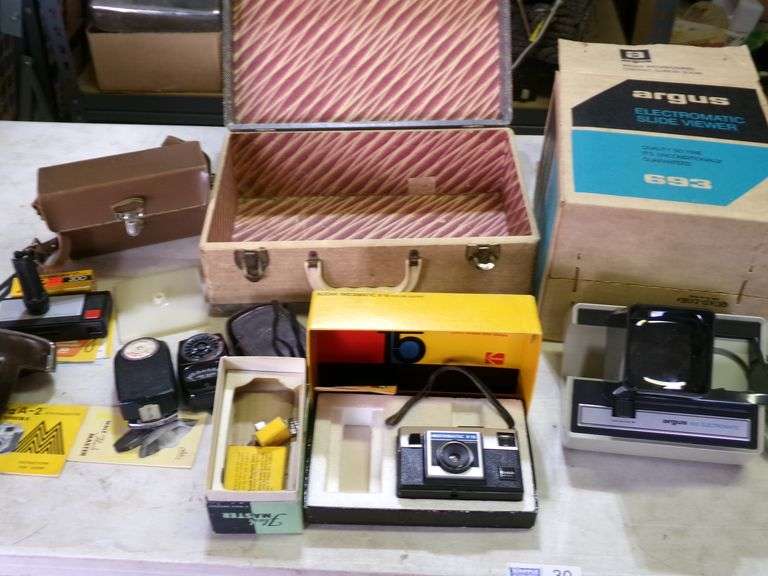 Cameras - Auction Ohio