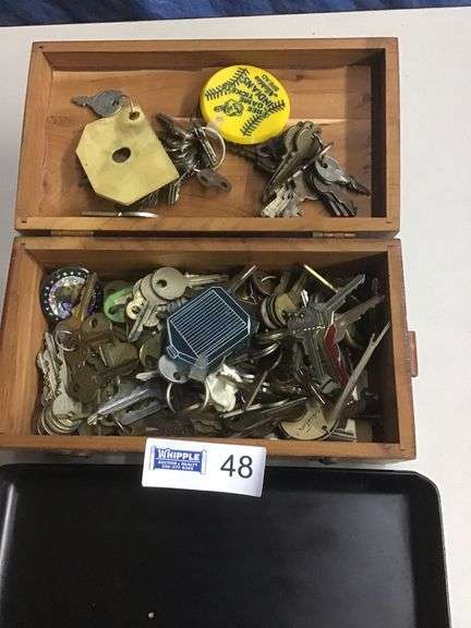 Two Boxes of Keys - Auction Ohio