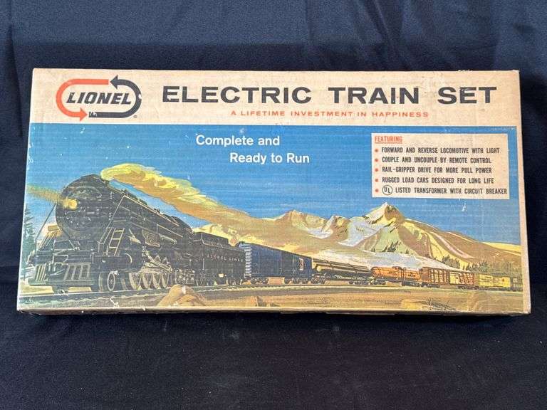 Lionel Electric Train Set - Auction Ohio