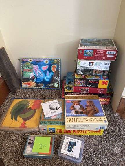 Puzzles - Auction Ohio