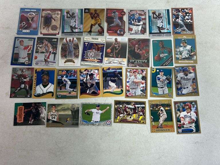 30 Serial Numbered Cards - Auction Ohio