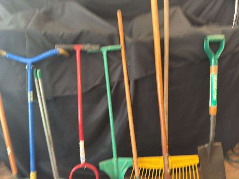 Long-Handled Gardening Tools - Auction Ohio
