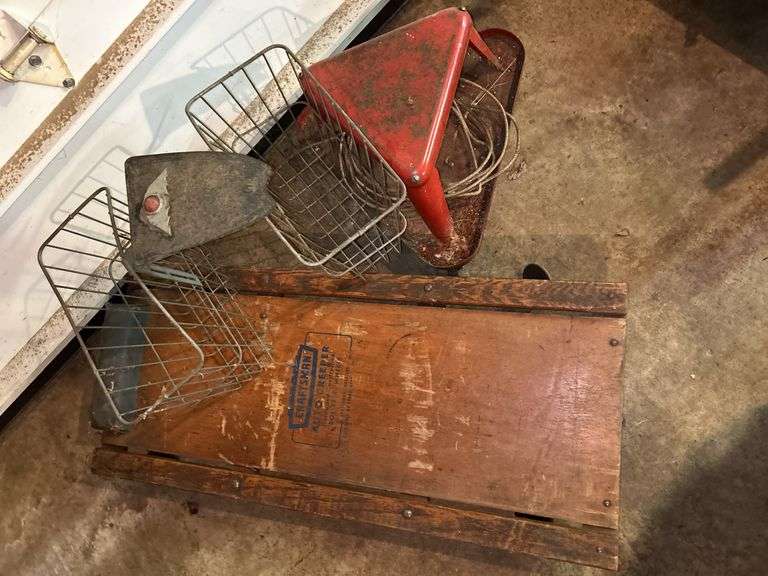 Craftsman Vintage Creeper, Bike Saddle Rack & Stool Creeper - Auction Ohio
