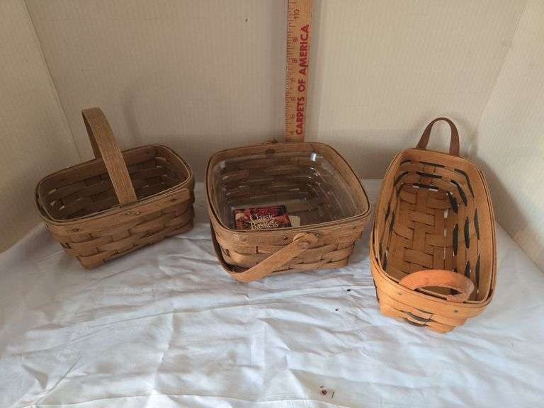 Assorted longaberger baskets. - Auction Ohio