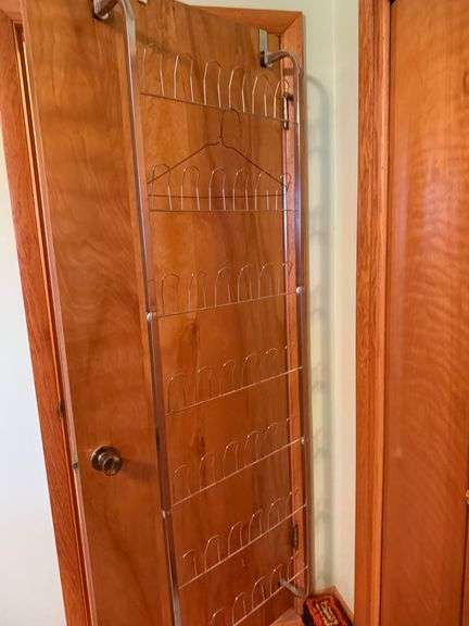 Shoe Rack - Auction Ohio