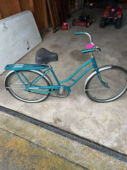 Sonic Flyer Bike - Auction Ohio