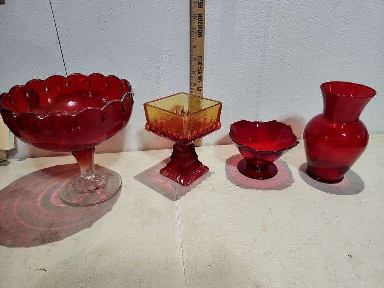 Red Glassware, Indiana Glass Teardrop Compote & More - Auction Ohio