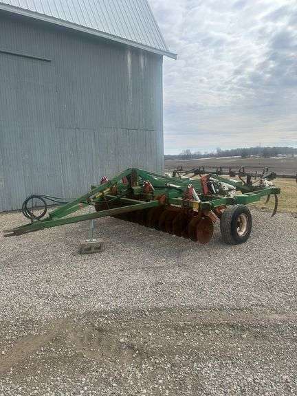 Glencoe 9-Shank Disc Chisel (Pleasantville) - Auction Ohio