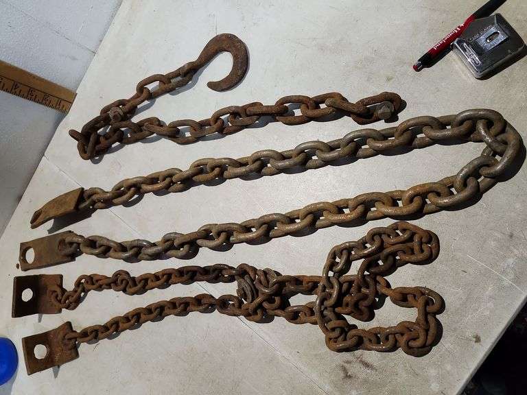3 Short Chain Pieces Assorted Sizes - Auction Ohio