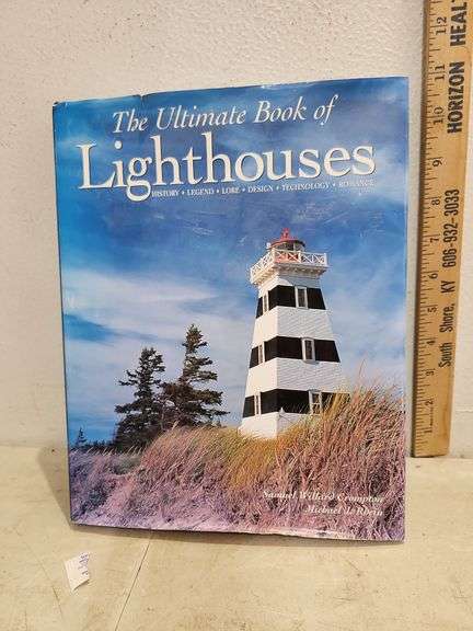 2001 The Ultimate Book Of Lighthouses - Auction Ohio