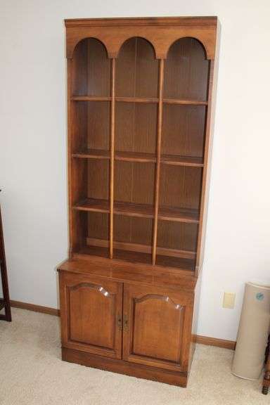 Colonial Bookcase - Auction Ohio
