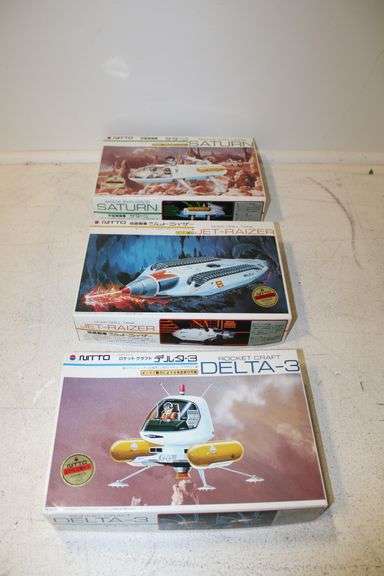 Vintage Japanese Model Kits - Auction Ohio