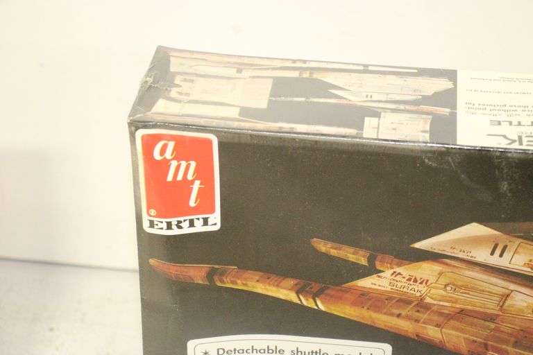 Star Trek Vulcan Shuttle - Auction Ohio