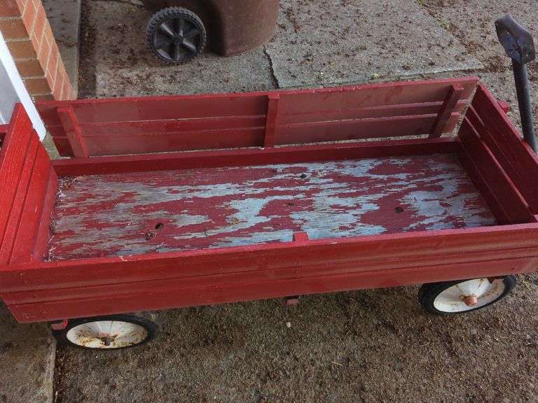 Vintage Red Wagon - Auction Ohio
