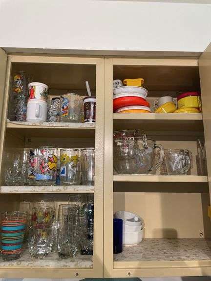 Character Glasses, Pyrex & To-Go Cups - Auction Ohio