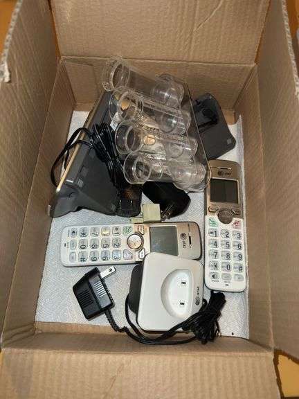 Misc. Items (old phones, water bottles, etc.) - Auction Ohio