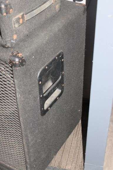 Carvin Red Line R600 Stereo Base Amp & RL410T Base Box - Auction Ohio