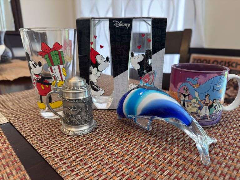 Disney Glassware &more - Auction Ohio