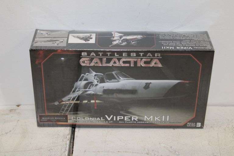 Battlestar Galactica Colonial Viper MKII Model Kit - Auction Ohio