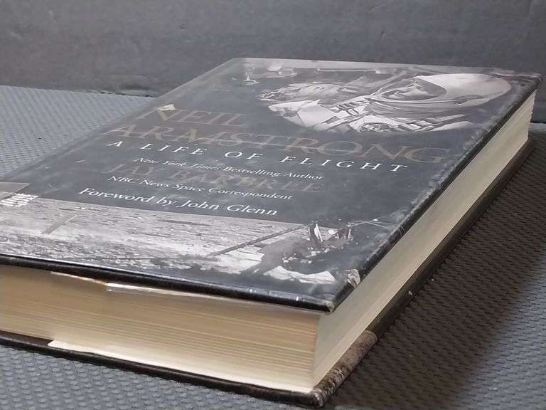 Book by Neil Armstrong: A Life of Flight by Jay Barbree was published ...