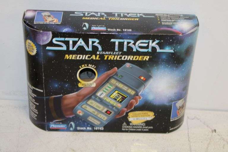 Star Trek Starfleet Medical Tricorder Model - Auction Ohio