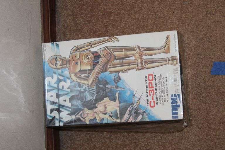 Star Wars C-3PO Model Kit - Auction Ohio
