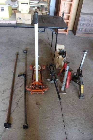 Collection of Hydraulic Jacks, Jack Stands, and Breaker Bars - Auction Ohio