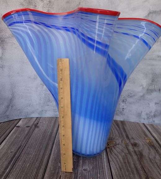 Vintage Massive Centerpiece Hand Blown Art Glass Ruffle Vase Light Blue ...