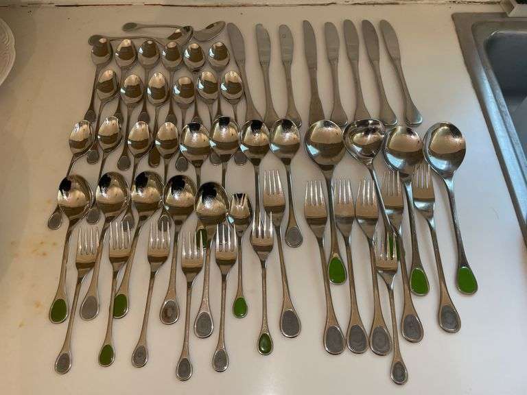 Furst Firosil “Happy Day” Green Enamel Flatware with Utensil Holder ...