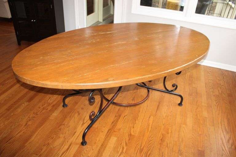 French Country Dining Table - Auction Ohio