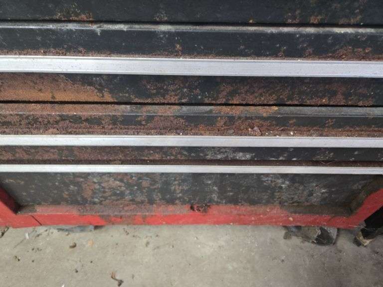 Craftsman stack on toolbox bottom - Auction Ohio