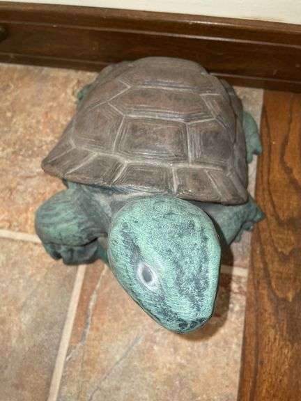 Concrete Turtle Doorstop - Auction Ohio