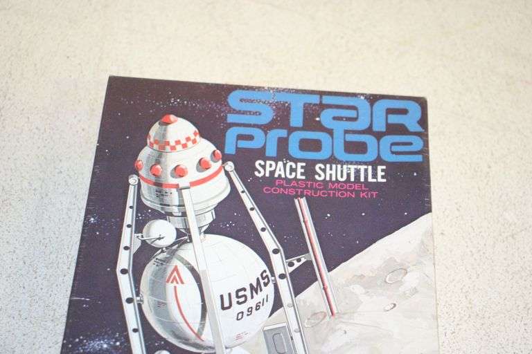 Lindberg Space Shuttle - Auction Ohio