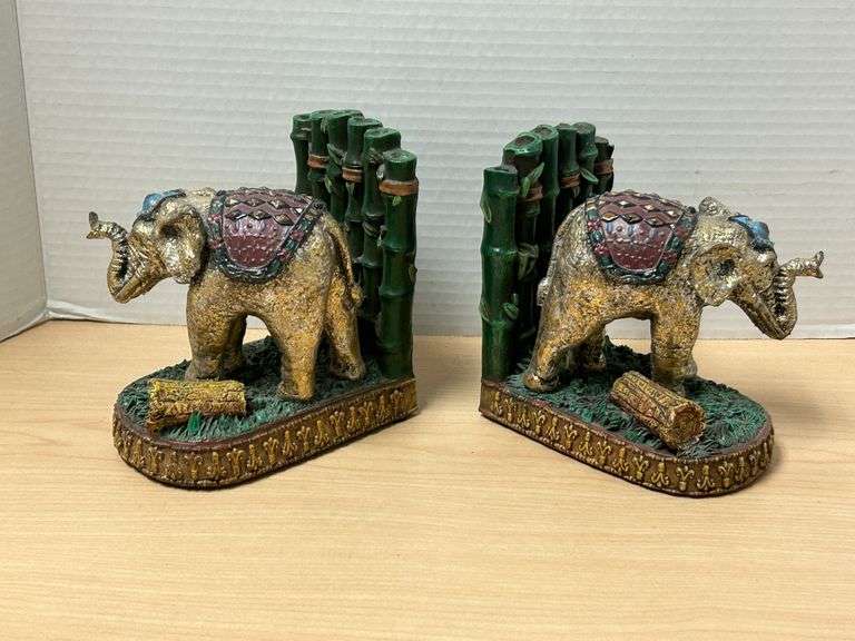Elephant Bookends - Auction Ohio