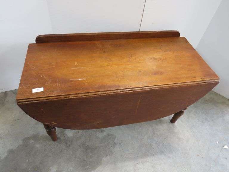 Table - Auction Ohio