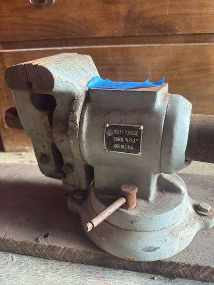 Bench Vise - Auction Ohio