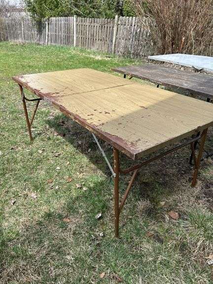Metal Folding Tables - Auction Ohio