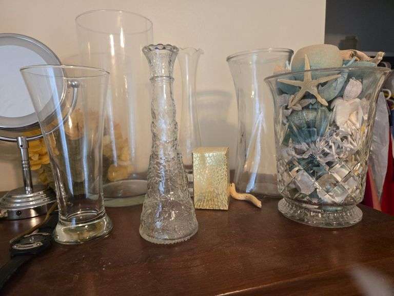 Assorted home decor - Auction Ohio