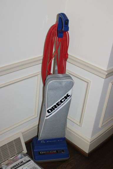 Oreck Vacuum - Auction Ohio