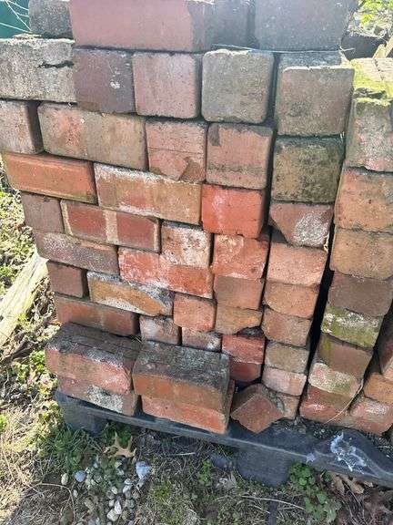 Skid Full Of Bricks Most Are Hocking Brick - Auction Ohio