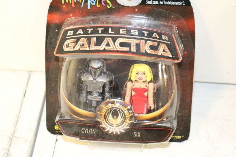 Battlestar Galactica Figures - Auction Ohio