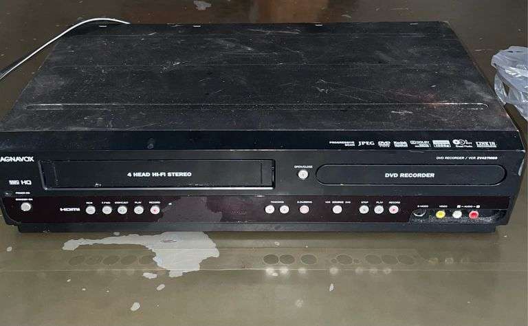 DVD/VCR Combo Magnavox Model ZV427MG9 A - Auction Ohio