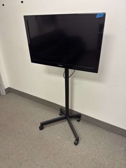 31” TV - Auction Ohio
