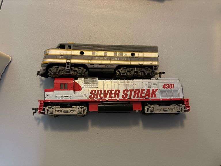 Two Train Locomotives - Auction Ohio