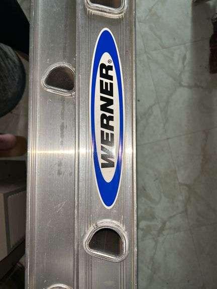 40 Werner Aluminum Ladder 40ft - Auction Ohio
