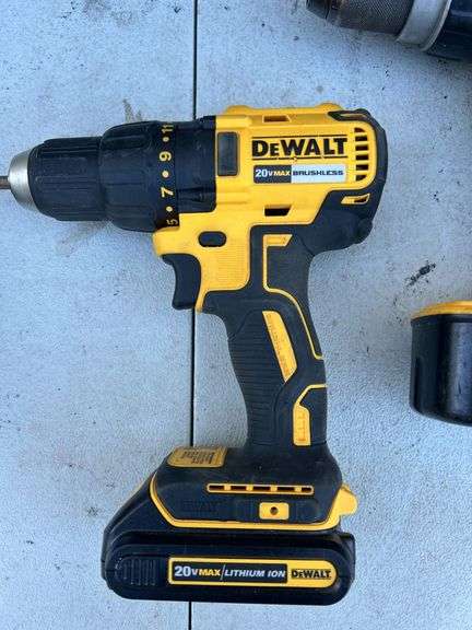 DeWalt Cordless Hand Tools - Auction Ohio