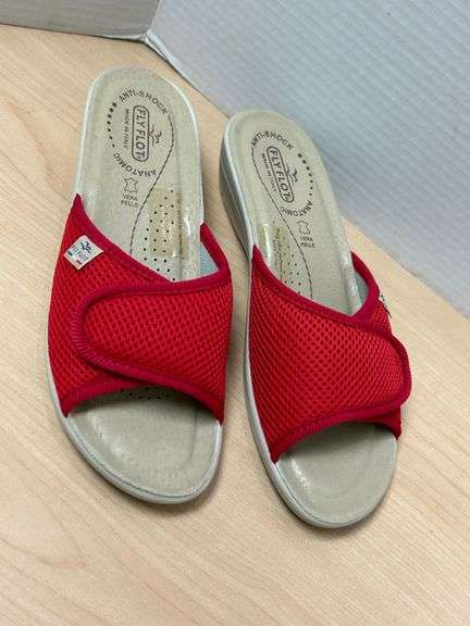 New Fly Flot Shoes - Auction Ohio