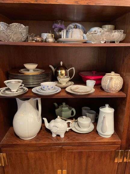 Assorted Tableware & Décor - Auction Ohio